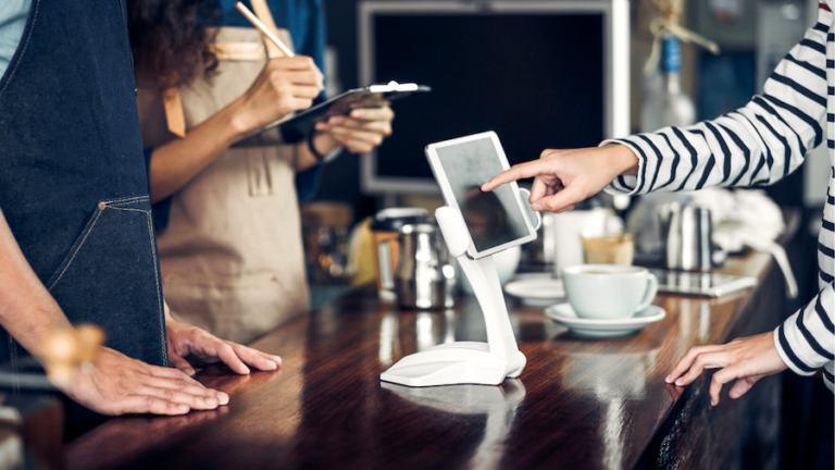 How Customer Displays Can Enhance the Customer Experience - Jumpmind